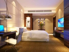 Secretária, cortinas/cortinados opacos, Wi-fi grátis 