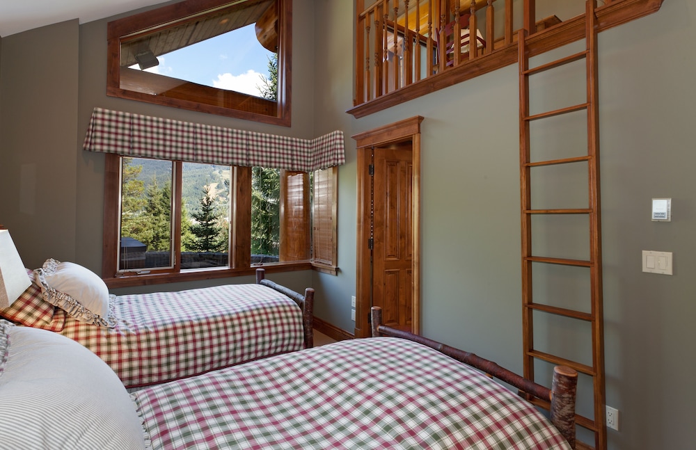 Chalet Vista Alpina | 5 Habitaciones, 5 Baños - Whistler