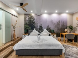 Suite-Estúdio Deluxe | Com decoração personalizada, com mobília individualizada, secretária 