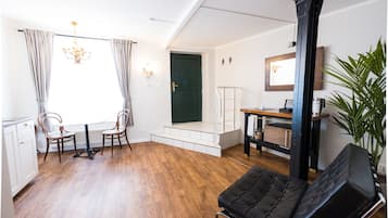 Apartment Claire | Sala de estar | TV de ecrã plano