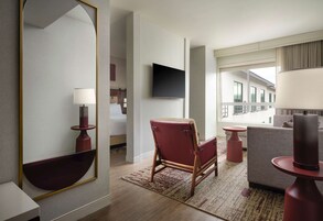 TV de tela plana, Netflix, Hulu, serviços de streaming