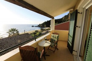 Apartamento, 2 quartos | Sacada