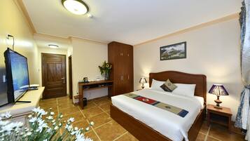 Quarto casal ou duplo luxo | Cortinas blackout, quartos à prova de som, Wi-Fi de cortesia