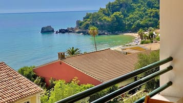 Apartamento, 2 quartos, vista para o mar | Vista da varanda