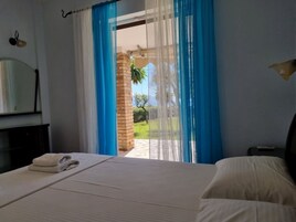 Apartamento de Luxo, 2 quartos | 2 quartos, berços/camas para crianças, Wi-fi grátis