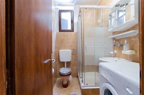 Casa de banho | Um polibã 