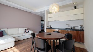 Apartamento (Staffa 25C/12) | Sala | TV de ecrã plano 