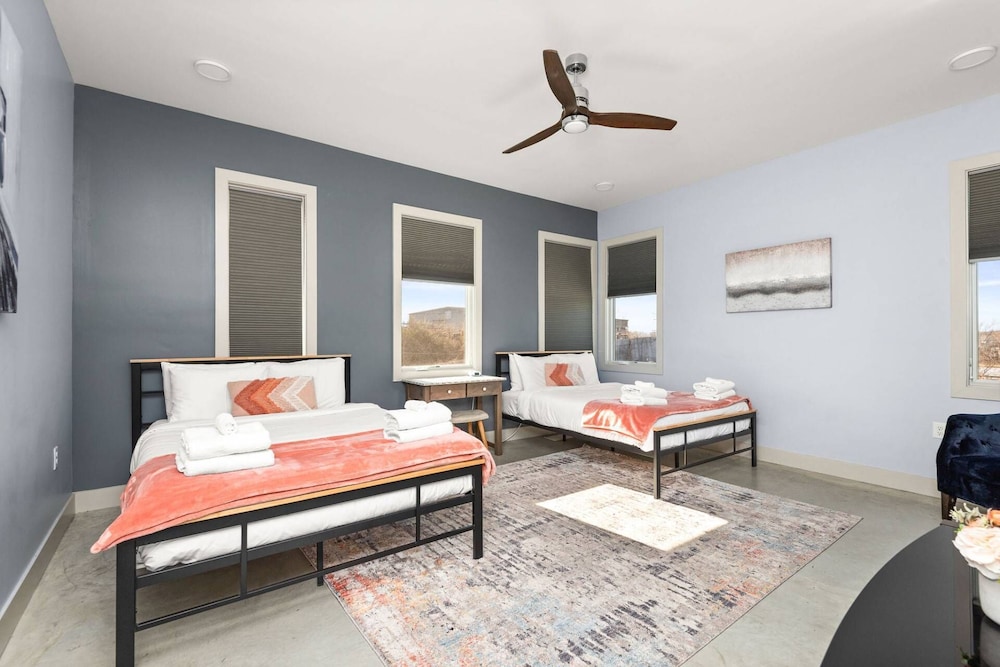 10 Minuten Naar Broadway, Gloednieuwe Condo, Roof Top Deck, Internationale Food Scene, Ideaal Voor Groepen - Nashville, TN