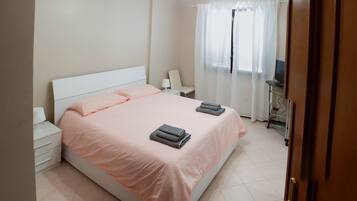 Quarto Superior | Wi-fi grátis, roupa de cama fornecida