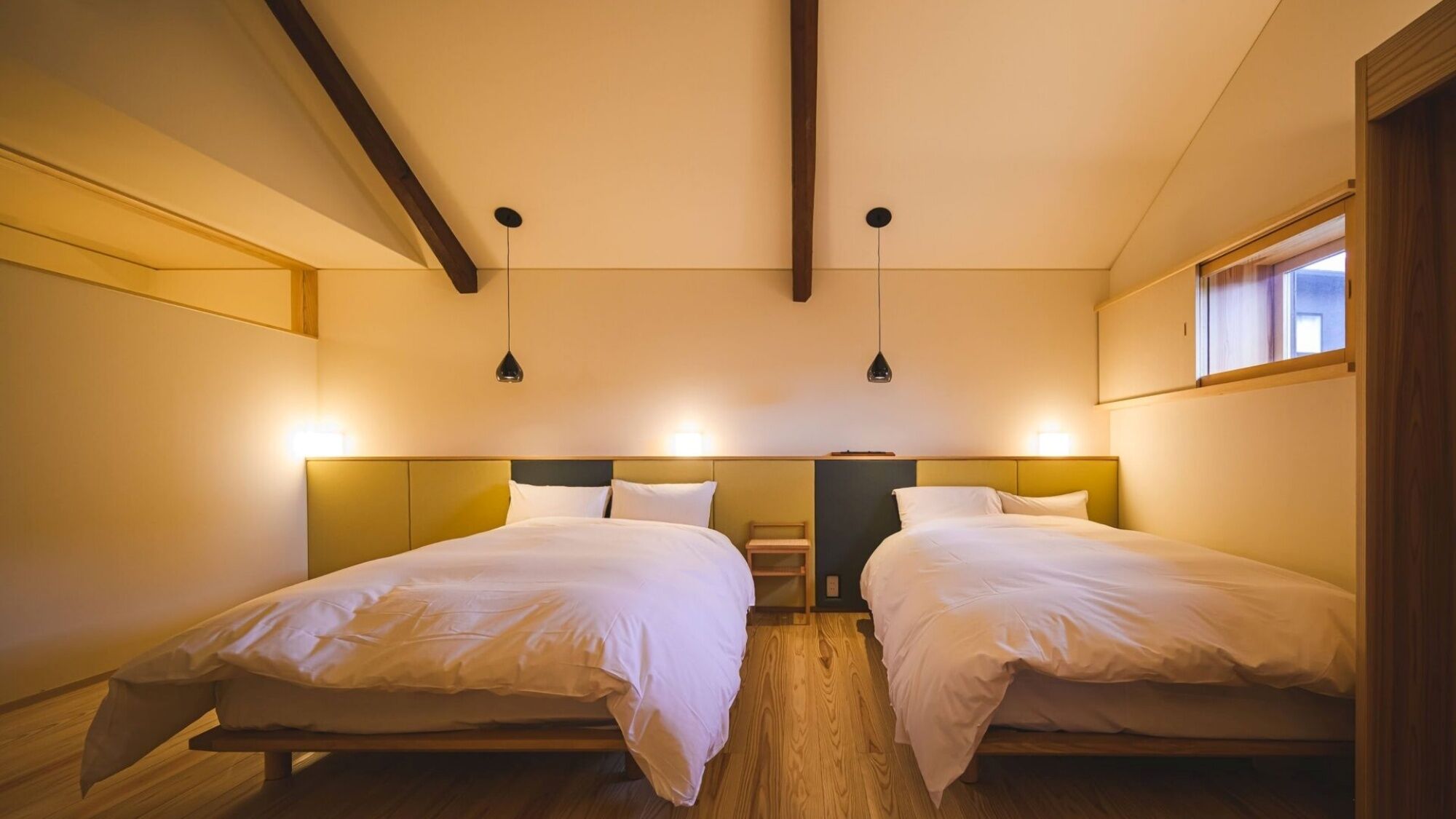 Escrivaninha, Wi-Fi de cortesia, roupa de cama