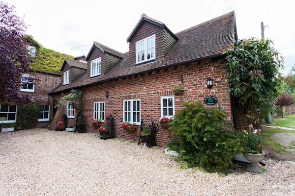 Hanger Down House Bed And Breakfast - South Downs