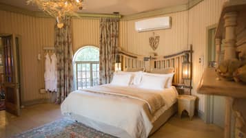 Suite (The Main) | 1 quarto, lençóis de algodão egípcio, roupa de alta qualidade