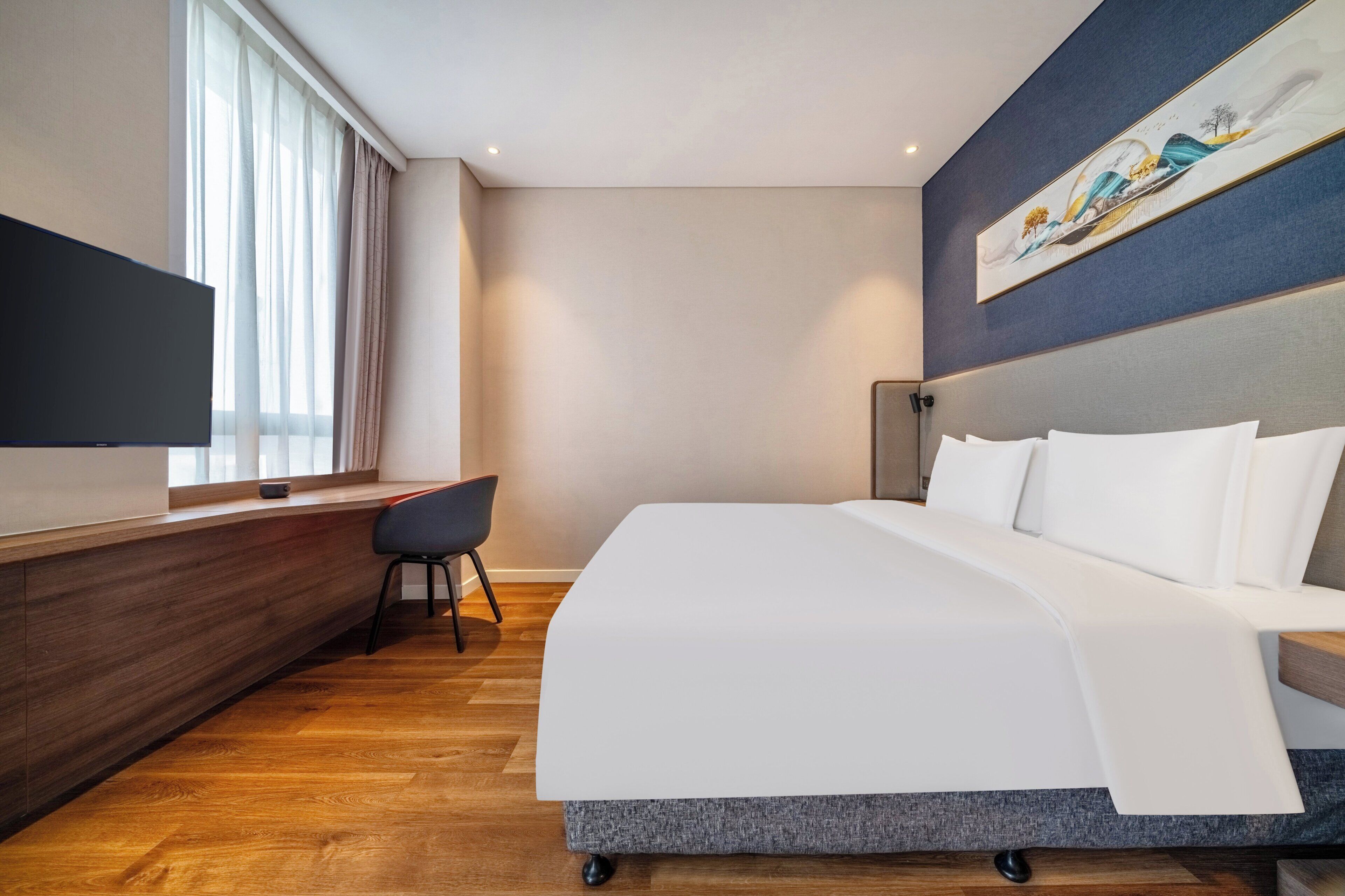 Quarto Standard, 1 cama king-size, Vista para a cidade | Cofre no quarto, quartos insonorizados, ferro/tábua de engomar 