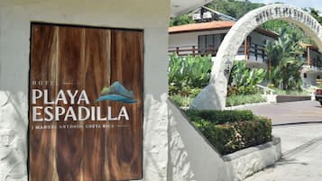 Entrada do alojamento