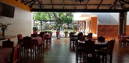 Restaurante. Hotel Bella Vista