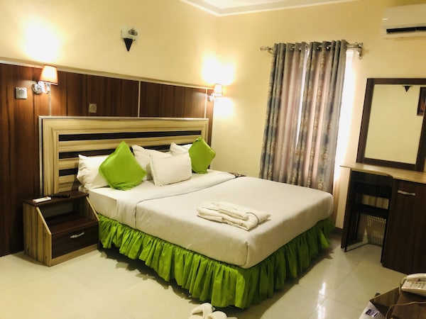 Sky Rock Hotels - Lagos