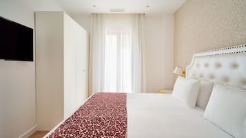 1 quarto, roupas de cama premium, edredons de pluma, cofres nos quartos