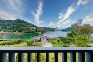 Quarto casal, vista para o lago | Vista do quarto