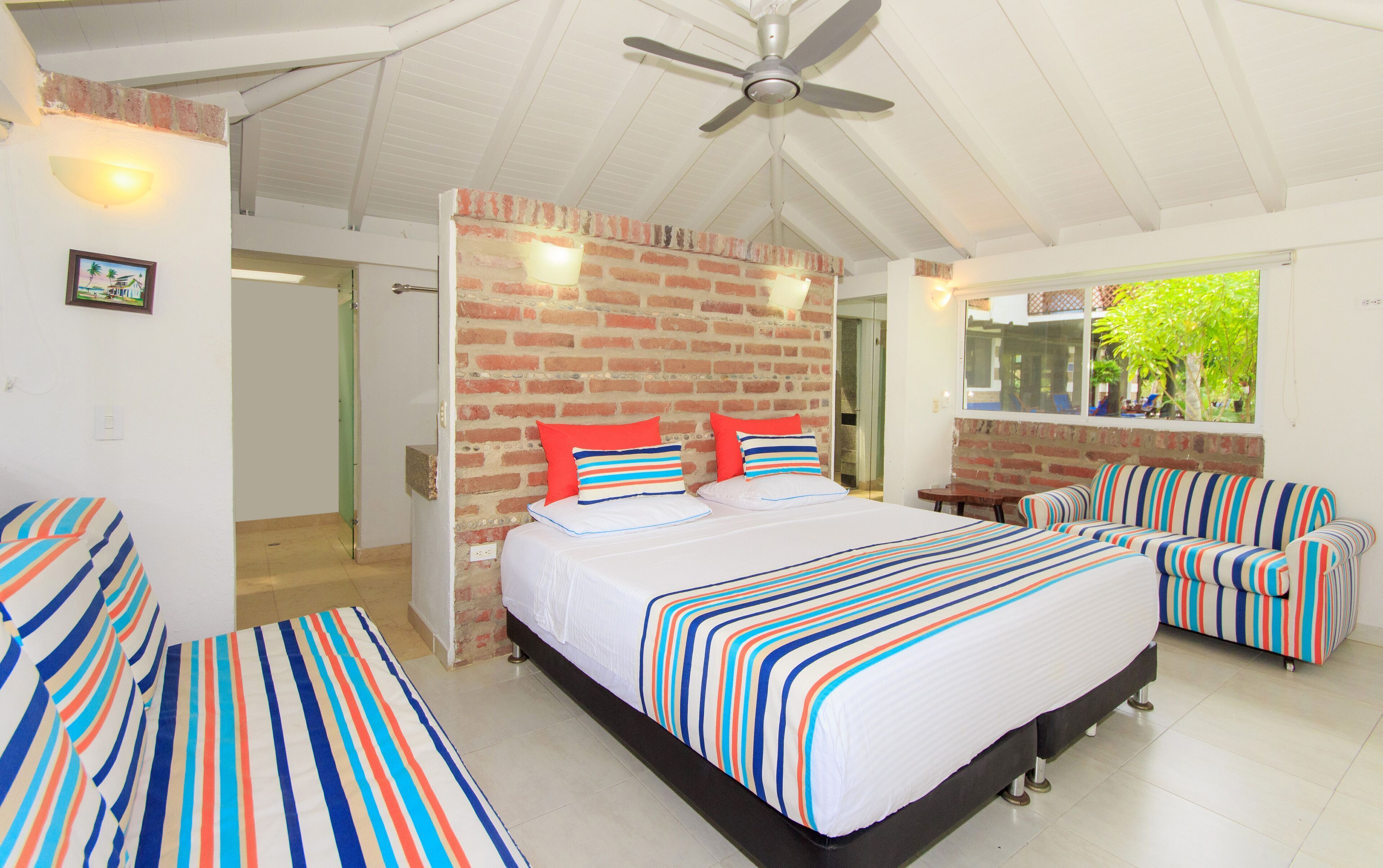 Cofre no quarto, Wi-fi grátis, roupa de cama fornecida 