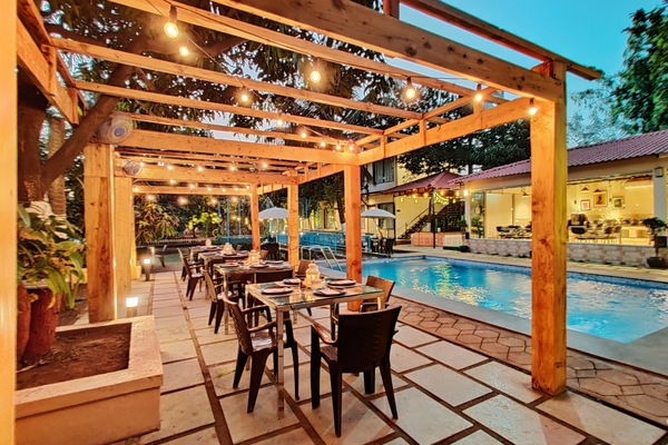 2 piscinas exteriores, da(s) 8:00 à(s) 20:00, toldos gratuitos