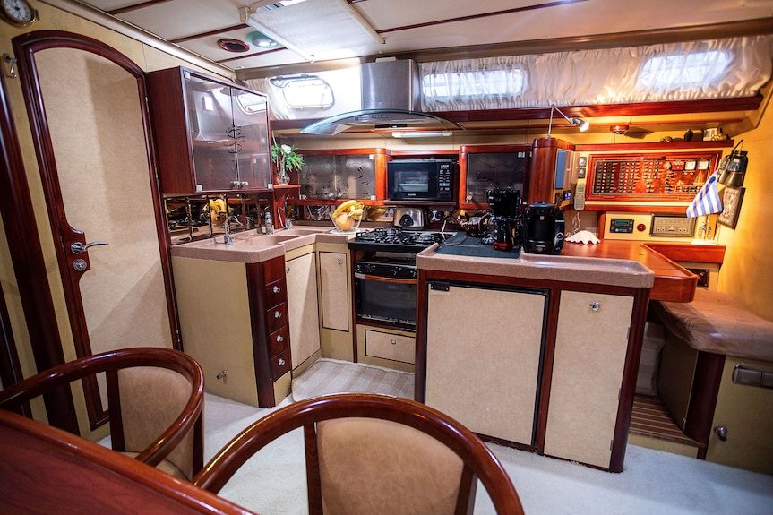 Mykonos - Habitaciones En Cabina En Yate De Lujo - Mykonos