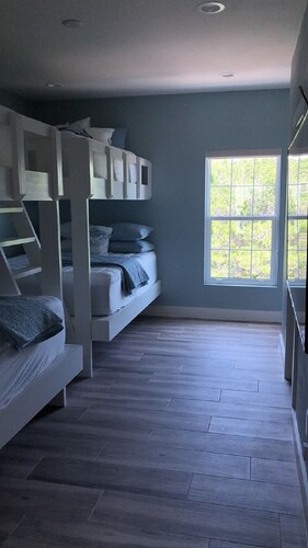 Destin Beach House For 28 With Heated Pool/grill - 德斯坦