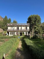 Fachada da propriedade