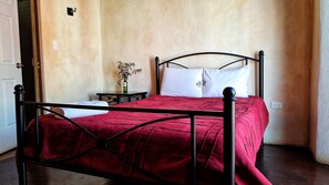 Quarto Duplo Standard | Quartos insonorizados, roupa de cama fornecida 