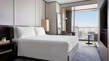 Suite Executiva, 1 cama king-size, vista para o rio | 1 quarto, edredões de penas, minibar, cofre no quarto