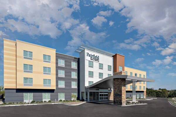 Fairfield Inn & Suites By Marriott Lake Geneva - Lake Geneva, WI