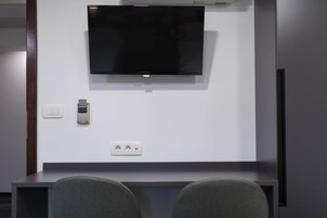 Quarto Twin, não fumadores, casa de banho partilhada | Televisão