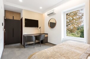 Quarto Duplo Superior, 1 cama queen-size, não fumadores | Vista do quarto