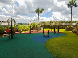 Área de recreio para crianças (ao ar livre)