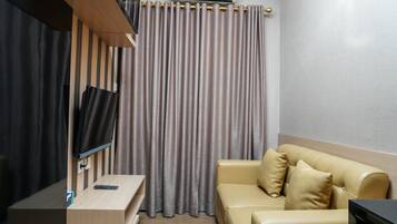 Quarto | Sala de estar | Televisor