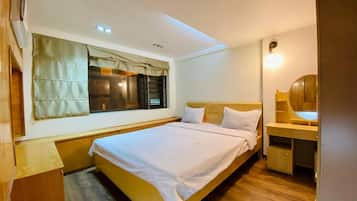 1 quarto, Wi-Fi de cortesia, roupa de cama