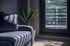 Quarto Quádruplo Standard (Mahumhum) | Minibar grátis, com decoração personalizada, secretária 