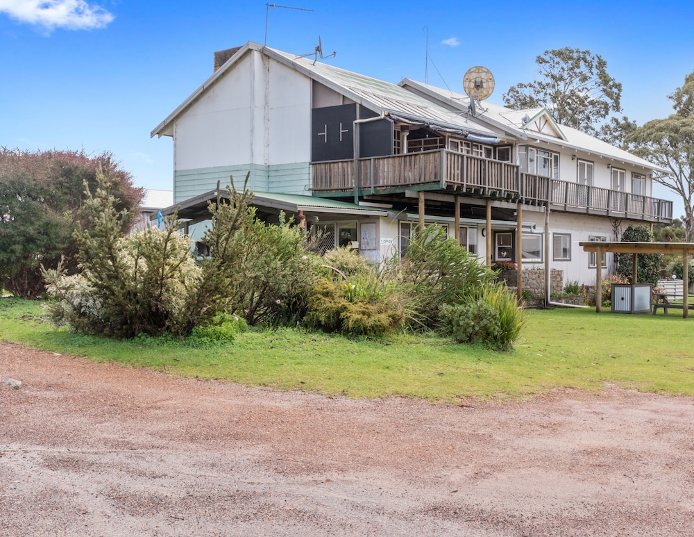 Walpole Rest Point Caravan Park: AU$140 Deals & Reviews (Walpole, AUS ...