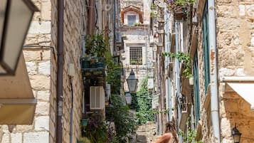 Apartamento econômico, 1 quarto | Vista para a rua