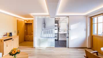 Apartamento Comfort | Sala de estar | TV de ecrã plano