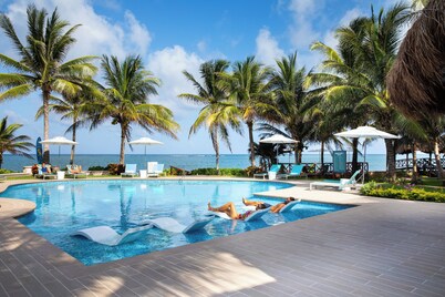 Margaritaville Island Reserve Riviera Cancún - A Karisma All-Inclusive Experience for All
