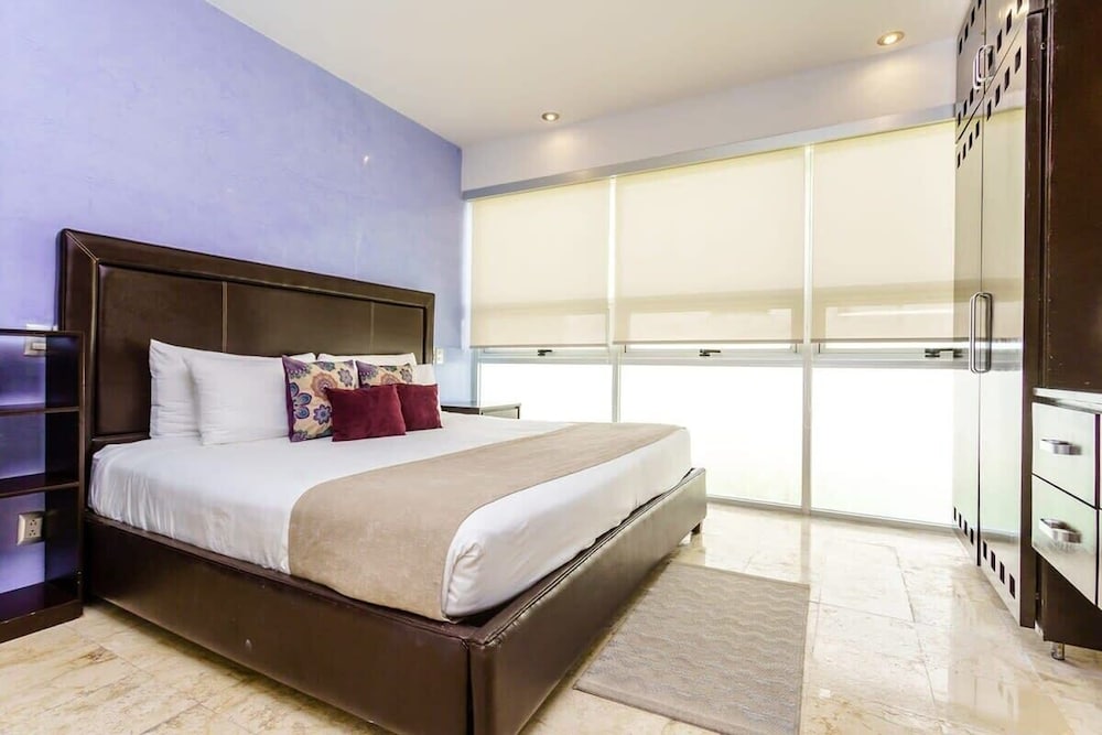 Condominio C/alberca, A Pasos De La Playa Y 5ta Av - Playa del Carmen