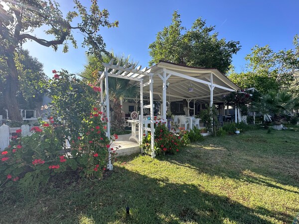 Adasu Otel - Avşa Adası