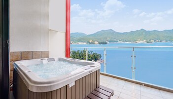 Quarto (Tomales) | Banheira de hidromassagem