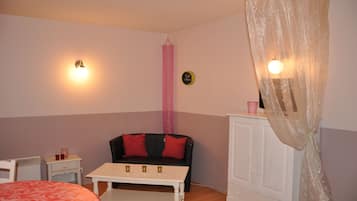 Apartamento (Rose) | Sala de estar | TV de tela plana