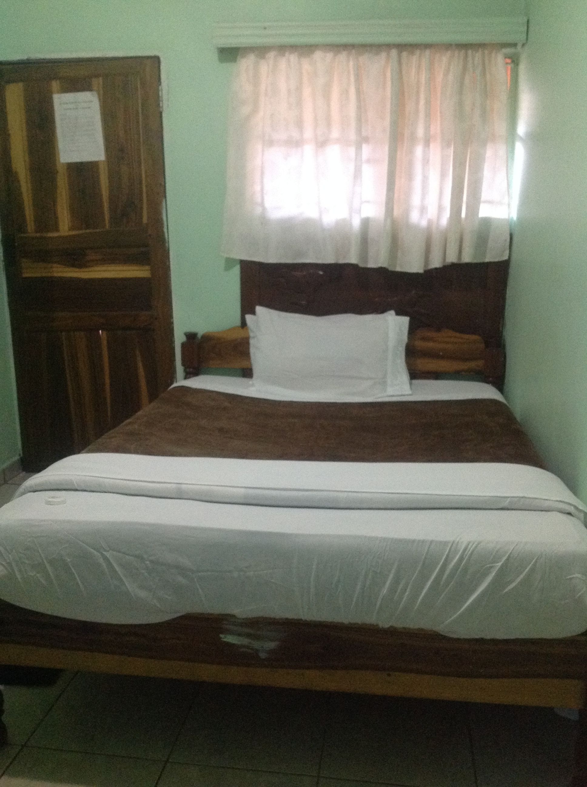 Quarto standard | Escrivaninha, espaço de trabalho para notebook