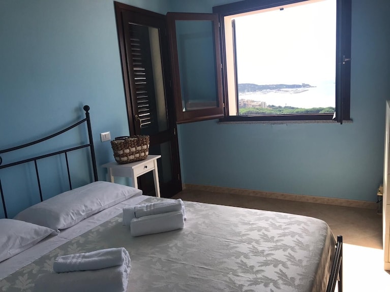 Campulongu, Villa With Panoramic Swimming Pool 350 Meters From The Sea - South Sardinia