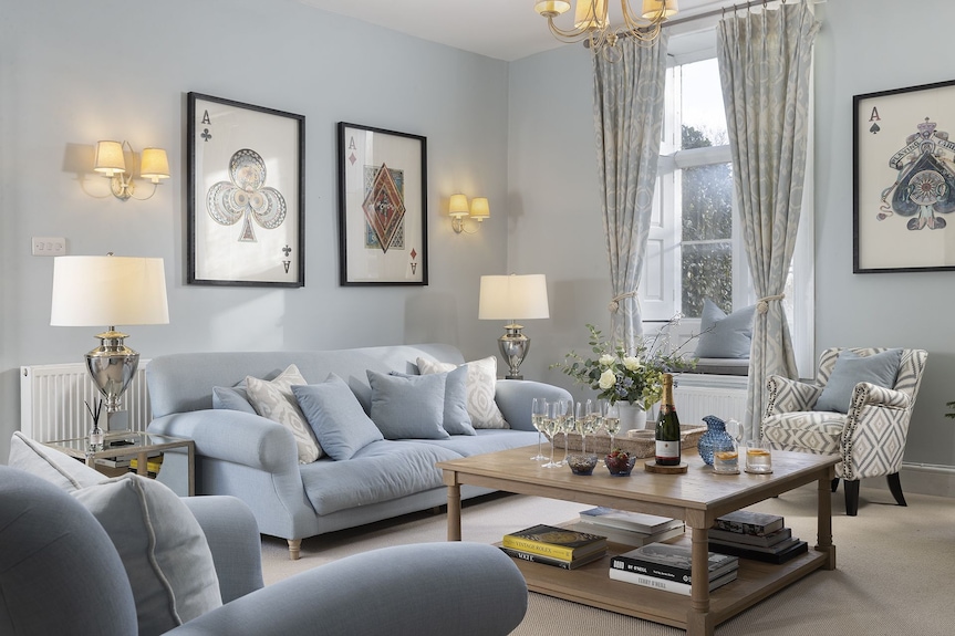 Impressive Georgian Farmhouse With Hot Tub And Games Room - Yew Tree Farmhouse - Wiltshire