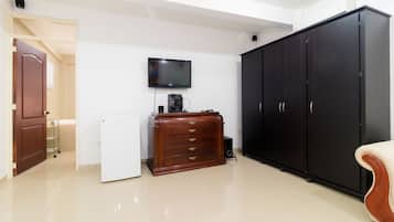 TV de tela plana 32 polegadas com canais a cabo, TV