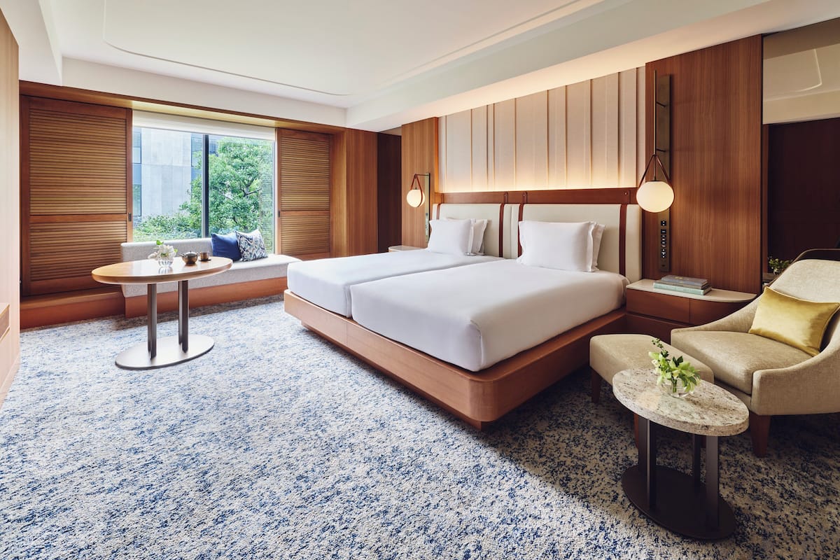Suite Júnior, 2 camas individuais, acesso ao Club Lounge | Minibar, cofre no quarto, secretária 