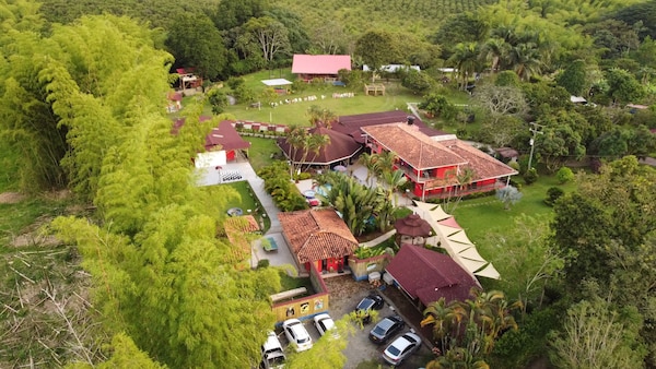 La Granja Ecohotel - La Tebaida